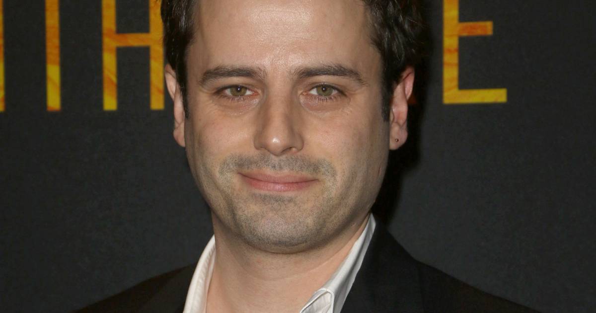 Luke Kirby - Avant-première de Touched With Fire à Walter Reade à New ...