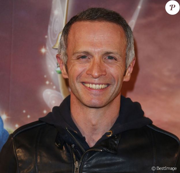 Samuel Etienne dans Questions pour un champion : "C'est moins convivial ...