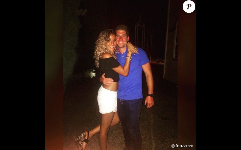 Cassandre (Koh-Lanta 2016) et son sexy petit ami Julien. - Purepeople
