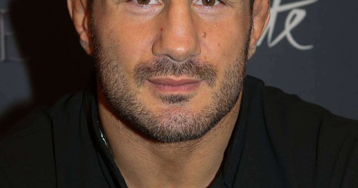 Exclusif - Sylvain Potard - Séance de dédicace du calendrier Les Dieux ...