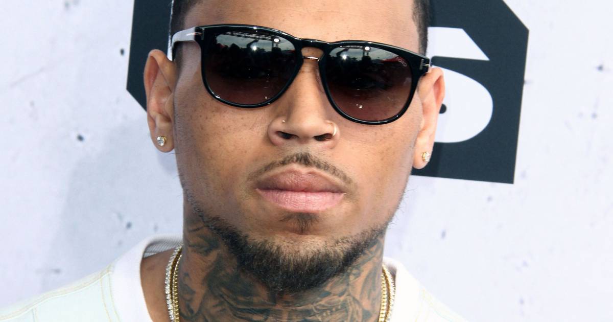 Chris Brown - Photocall de la soirée des iHeartRadio Music Awards à ...