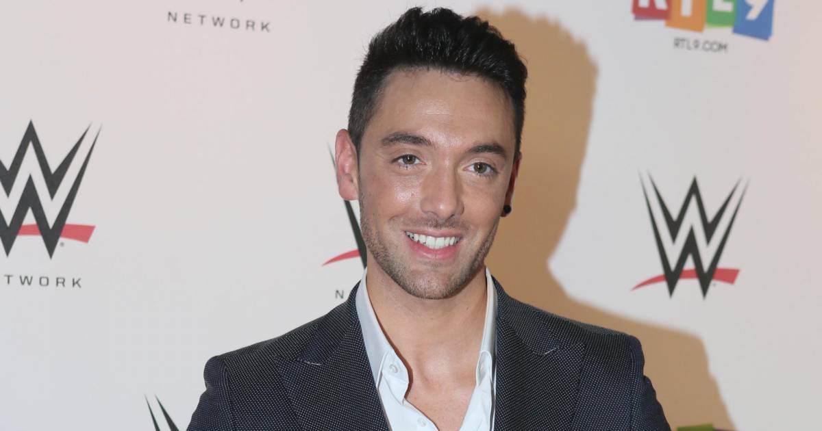 Maxime Dereymez, dans les coulisses du combat de catch WWE LIVE Revenge ...