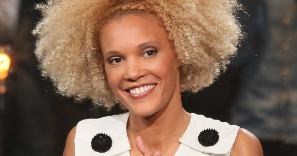 Exclusif - Amanda Scott, lors de l'enregistrement de l'émission Du côté ...