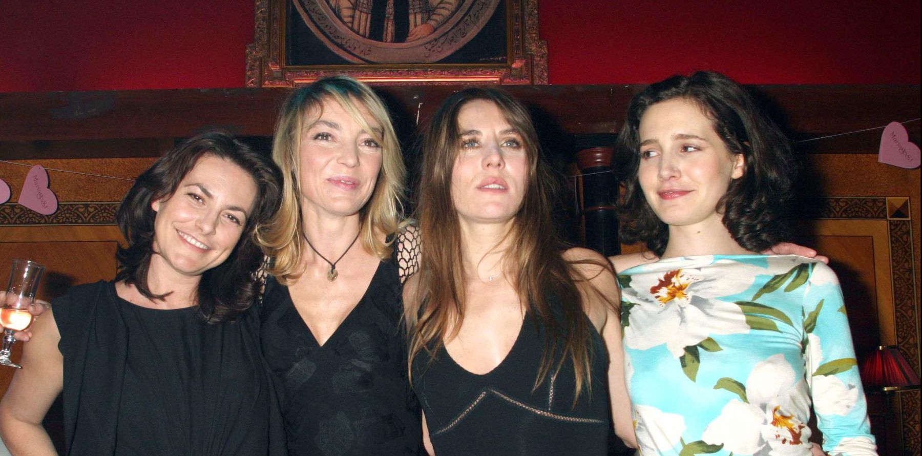 Mathilde Seigner dans "Sam" : Le deuil de son amie Valérie Guignabodet ...