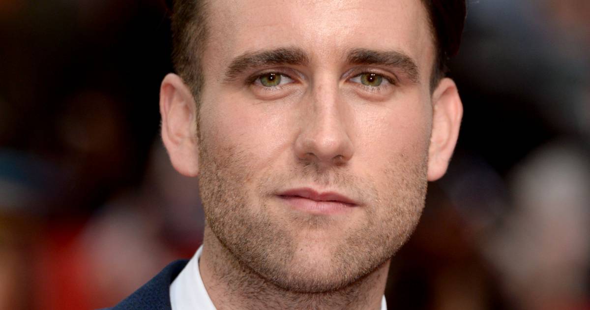 Matthew Lewis sexy lors de la première de Me Before You au Curzon ...