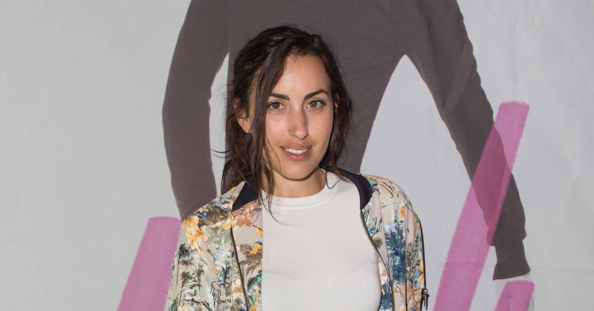 La chanteuse Maude - Photocall - Showcase d'Alban Bartoli pour la ...