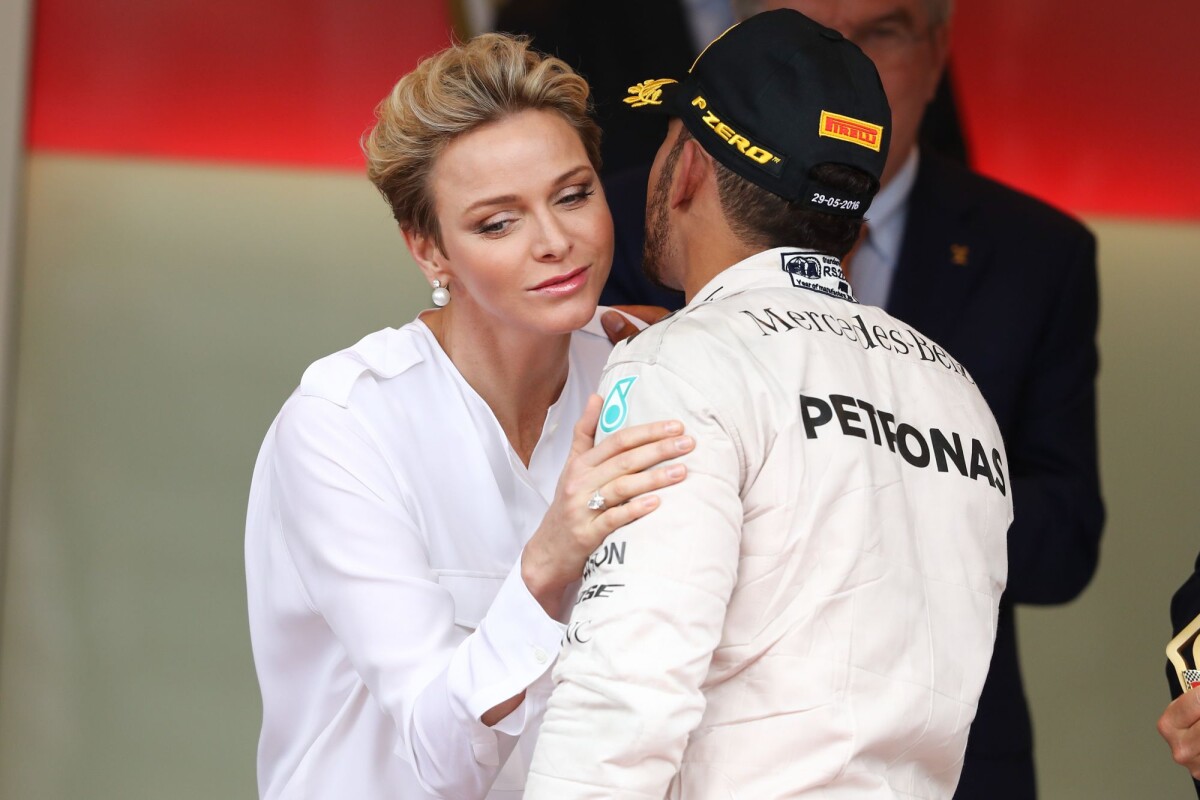 Photo : La princesse Charlene et le prince Albert II de Monaco ont ...