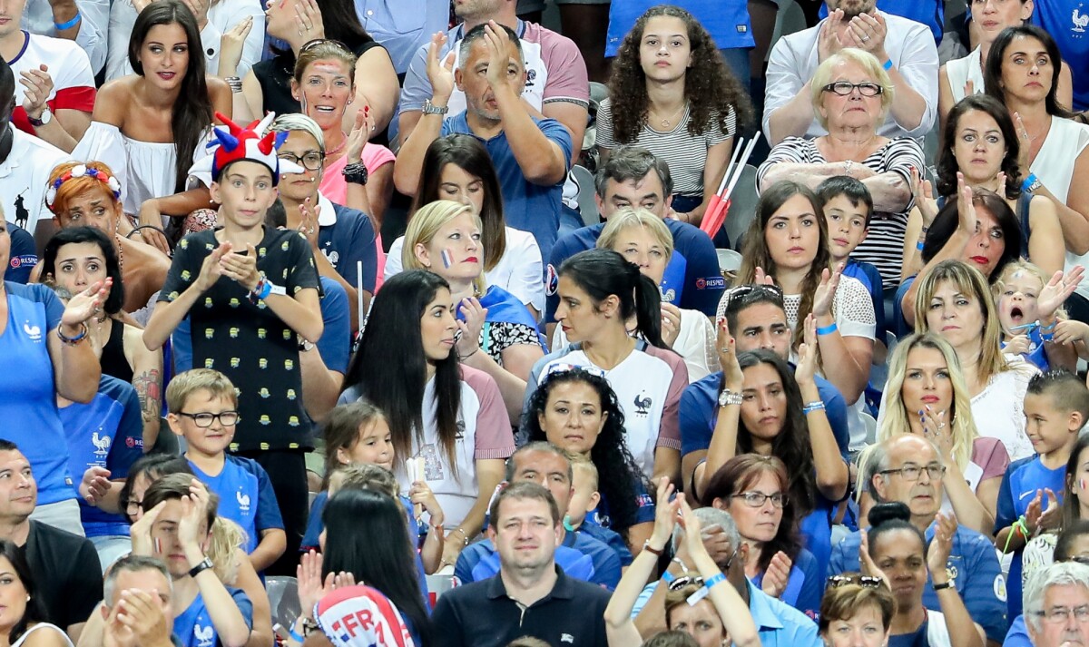 Photo : Wags et famille lors du match de la finale de l'Euro 2016 ...