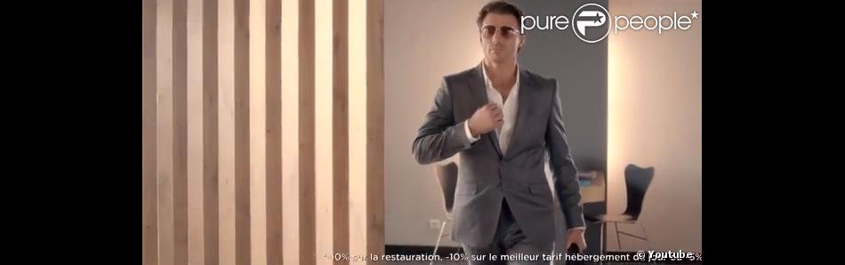 Le séduisant Matthias Pohl (Secret Story 2) dans une publicité pour Ibis. - Purepeople