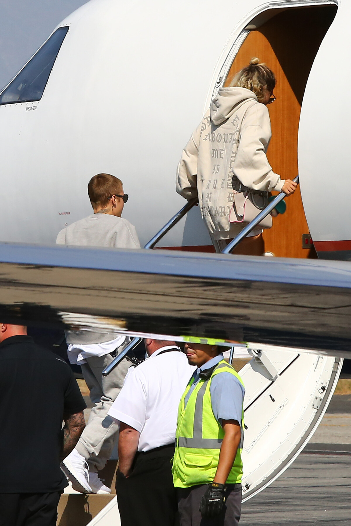 Photo : Justin Bieber et Sofia Richie montent dans un jet privé à Van ...