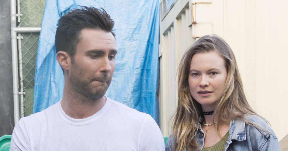 Adam Levine, chanteur de Maroon 5, et sa femme Behati Prinsloo ...