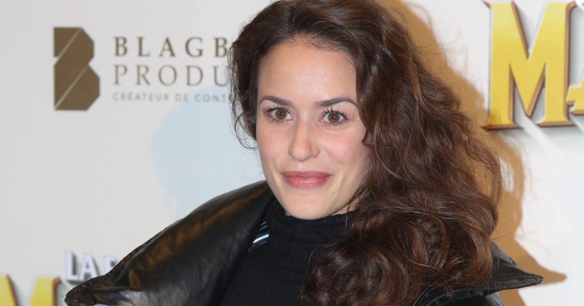 Alice David - Avant-première du film La Folle Histoire de Max et Léon ...