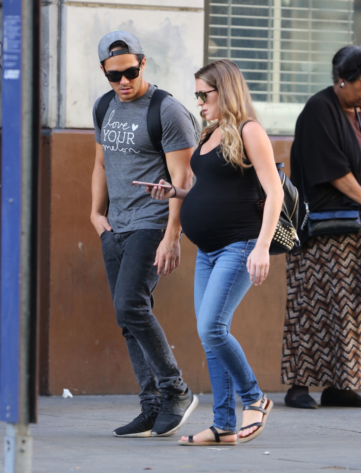 Photo : Exclusif - Alexa Vega enceinte à la sortie de chez son dentiste ...