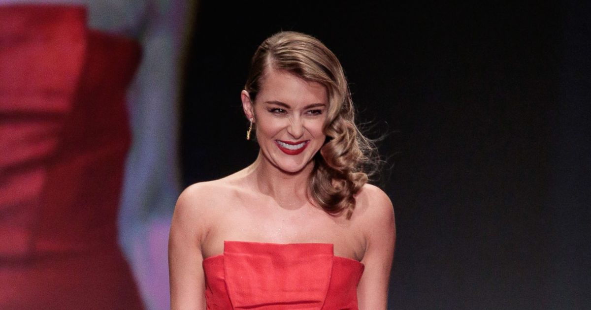 Alexa Pena Vega au Défilé Go Red for Women à New York le 11 février ...