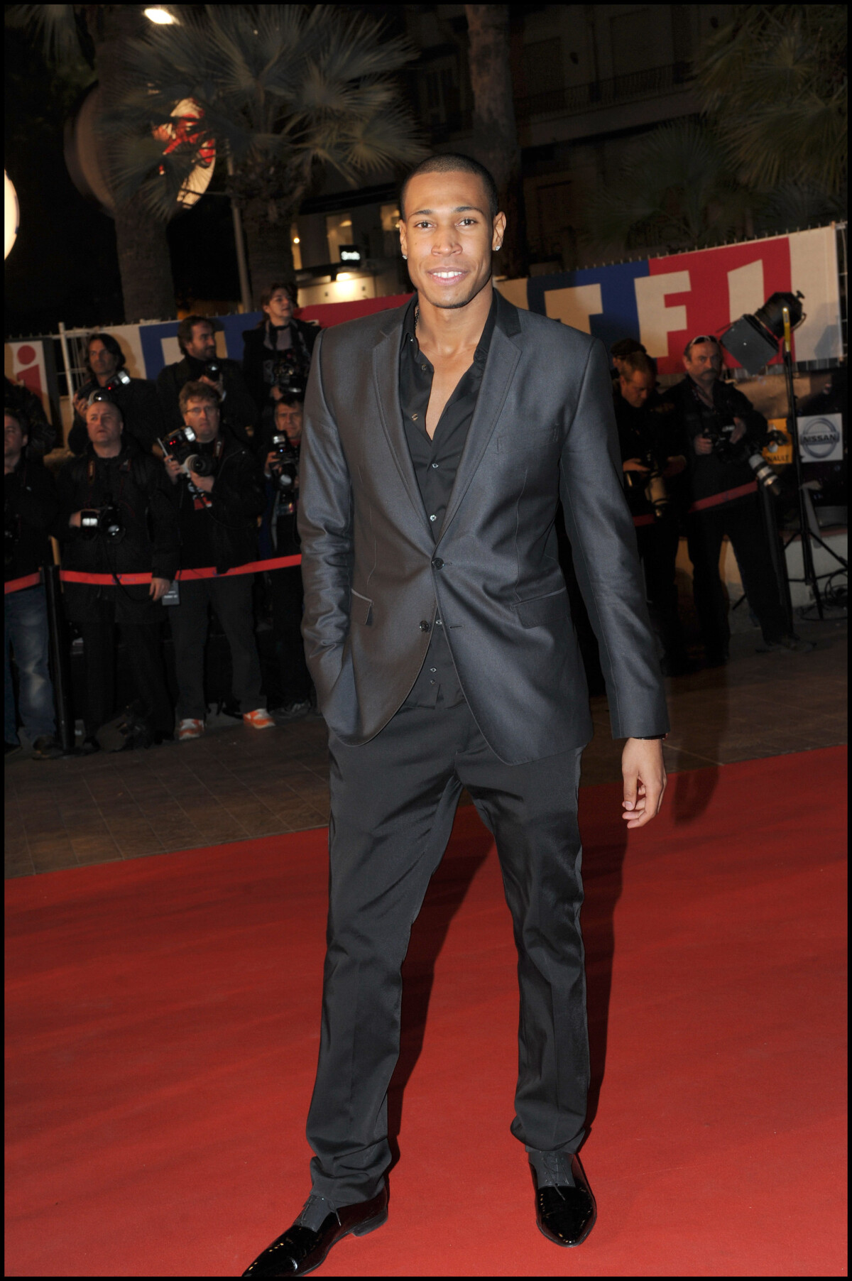 Photo : Senna à Cannes en janvier 2011 pour les NRJ Music Awards 2011 ...