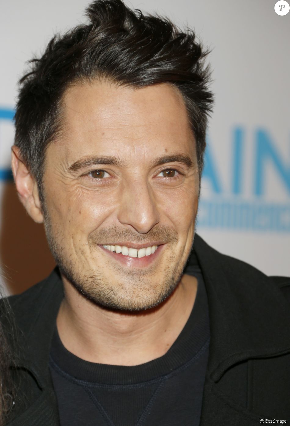 Vincent Cerutti lors de l'avant-première du film Demain tout commence ...