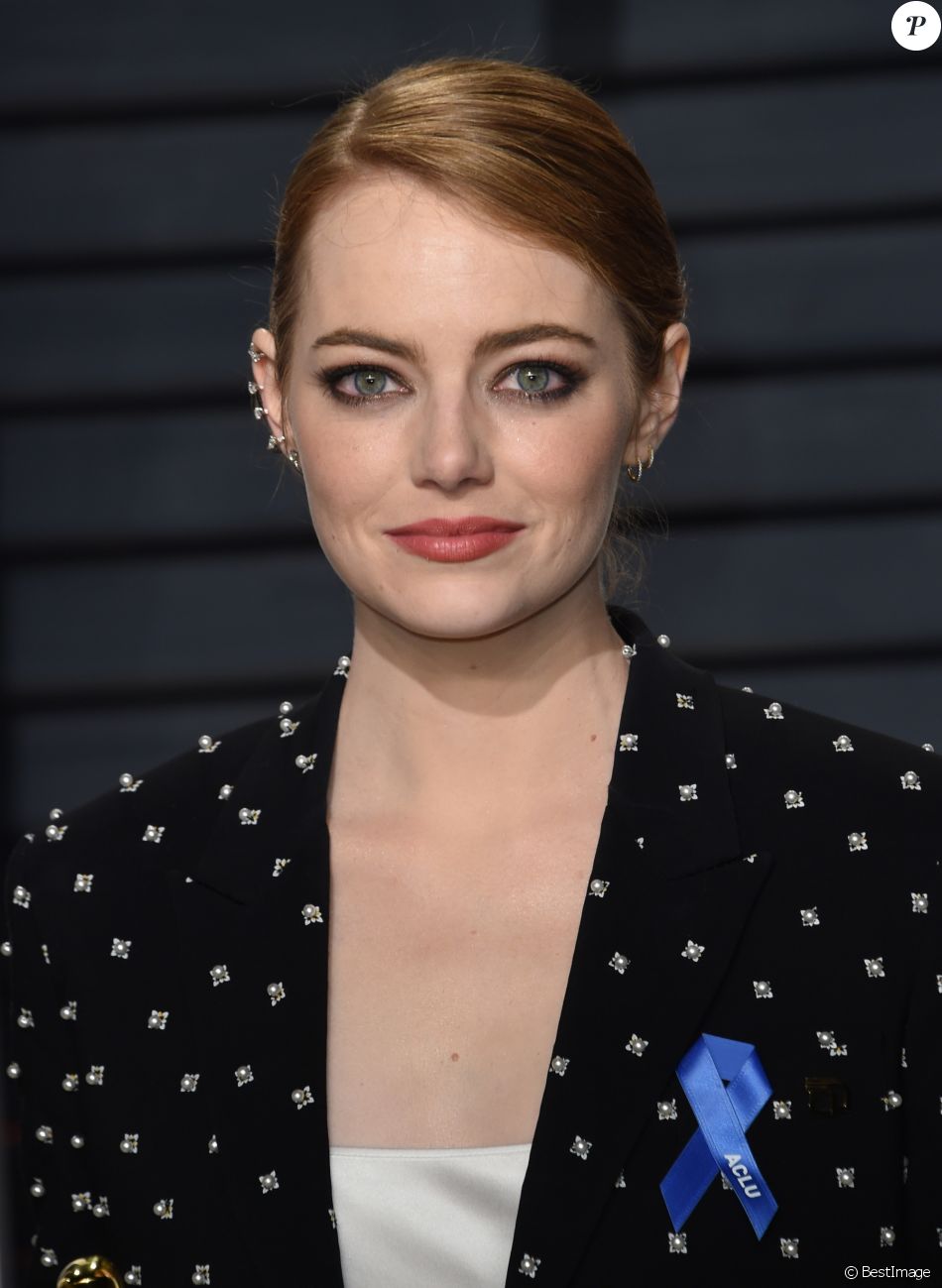 Emma Stone - Vanity Fair Oscar viewing party 2017 au Wallis Annenberg ...