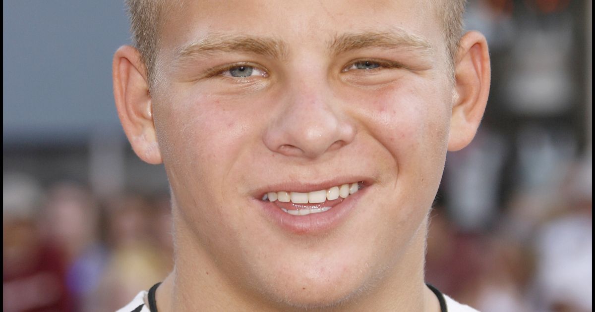 Jonathan Lipnicki à Hollywood - 03/11/2007 - Purepeople