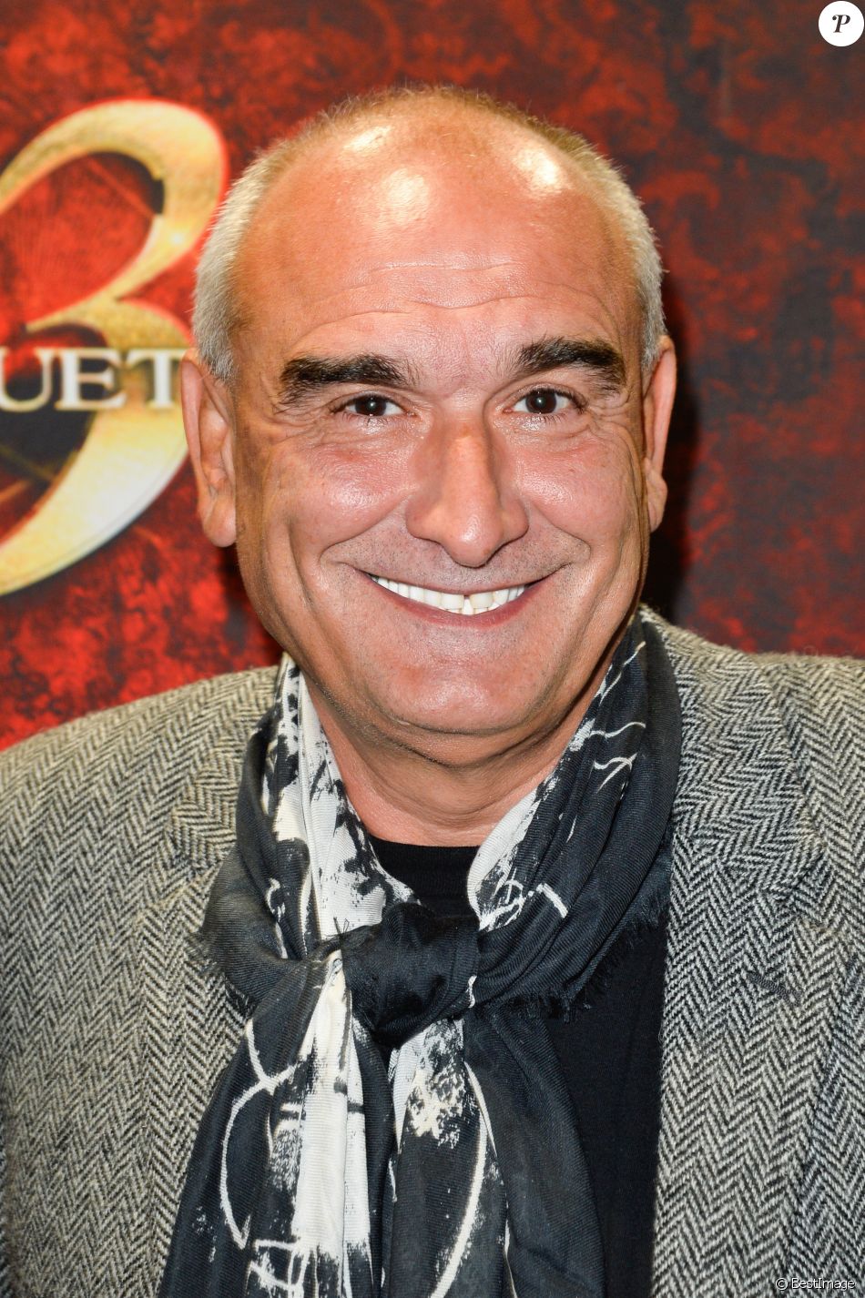 Exclusif - Pascal Nègre à la générale de la comédie musicale Les 3 ...