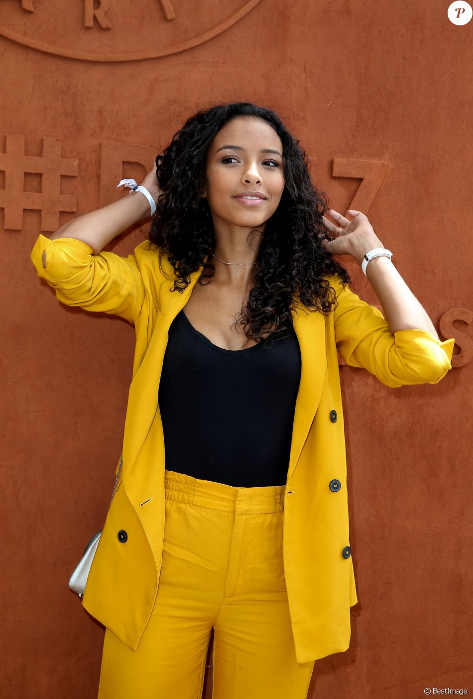 Flora Coquerel (Miss France 2013) - Les célébrités au village des ...
