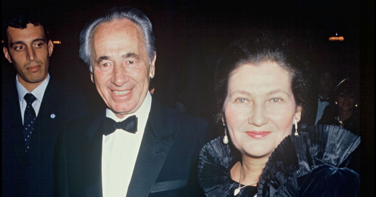 Shimon Peres et Simone Veil au spectacle de Liza Minnelli à Paris, le ...