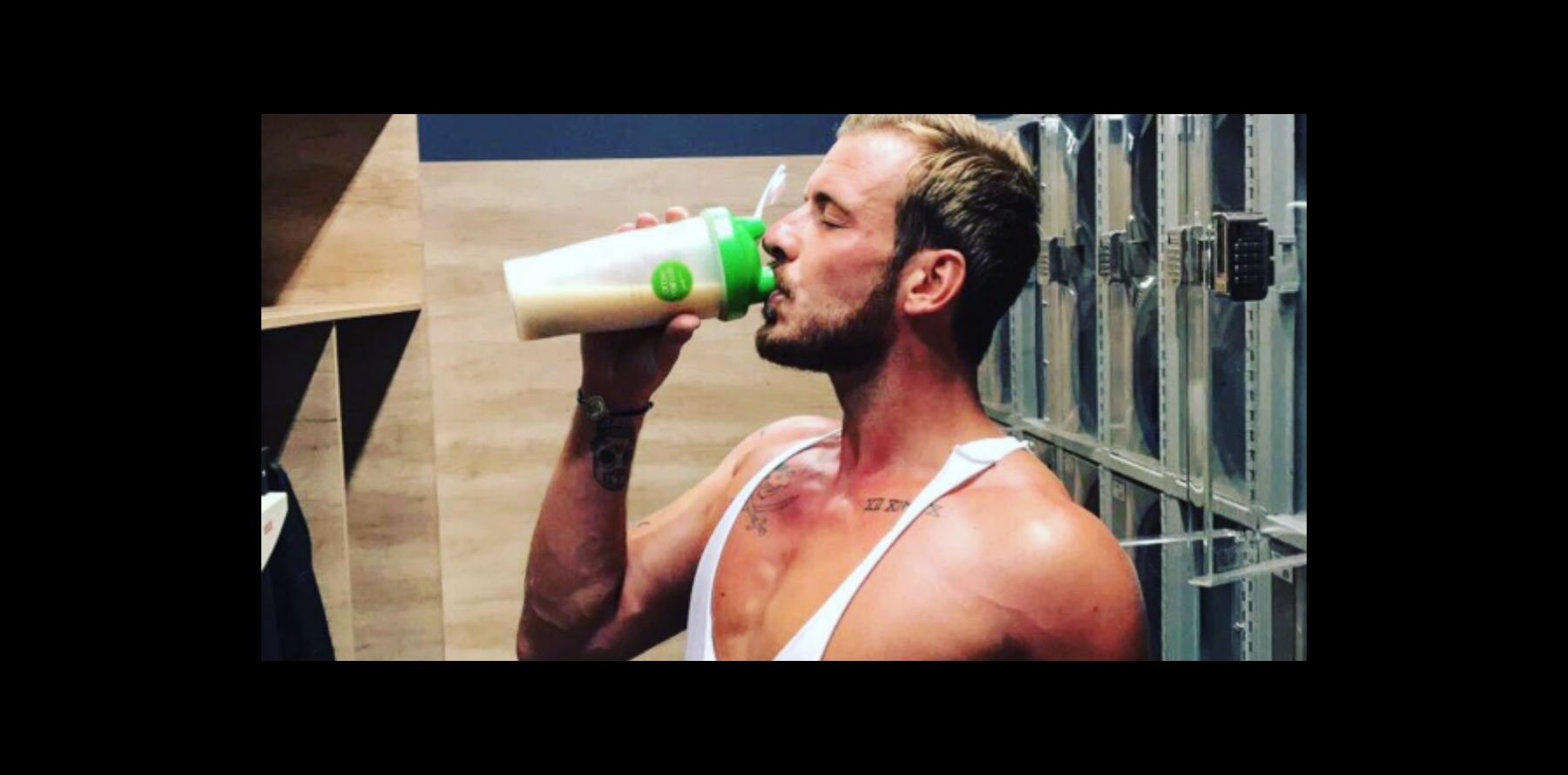 Julien Bert (Les Anges 9), toujours plus musclé, poursuit sa ...