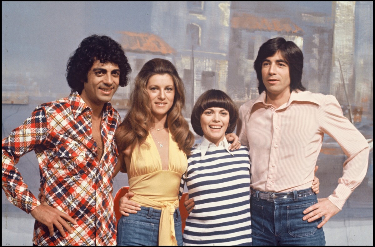 Photo : Sheila et Ringo avec Enrico Macias et Mireille Mathieu en 1975 ...