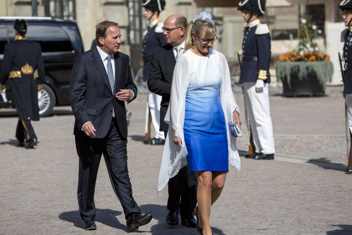 Photo : Stefan Löfven, Urban Ahlin, Jenni Ahlin assistent à une messe à ...