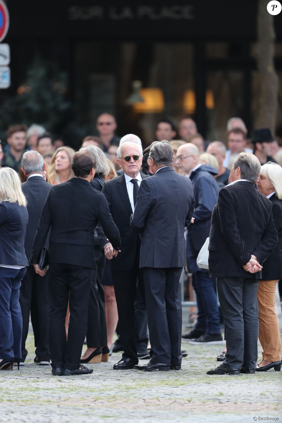 Philippe Labro - Obsèques de Mireille Darc en l'église Saint-Sulpice à ...