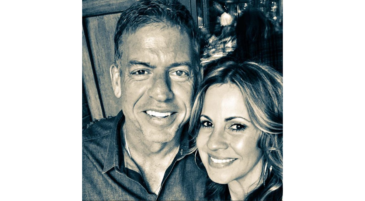 Photo : Troy Aikman et Capa Mooty, photo Instagram du 25 août 2017, à ...