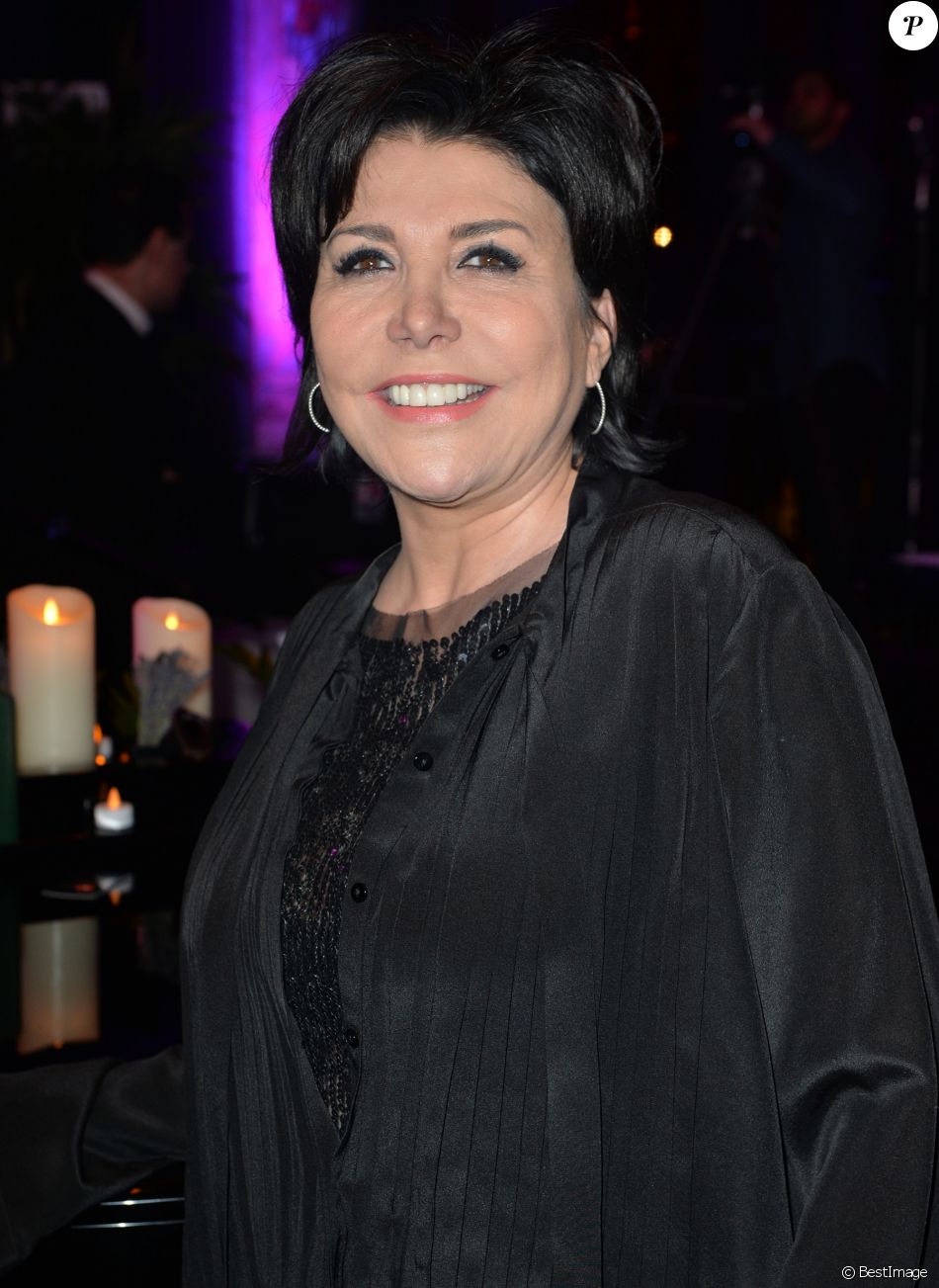 Liane Foly à la soirée des parfums Caron Pour un homme vous feriez quoi ...