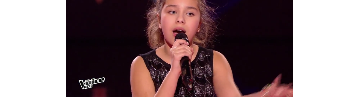 Photo : Ilyana lors de la demi-finale de "The Voice Kids 4" (TF1), le ...