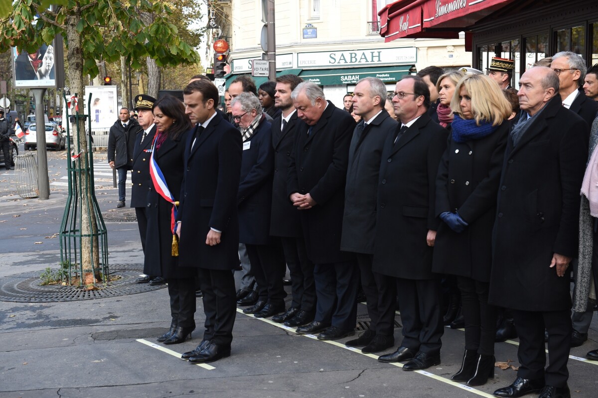 Photo : Anne Hidalgo, maire de Paris, le président Emmanuel Macron ...