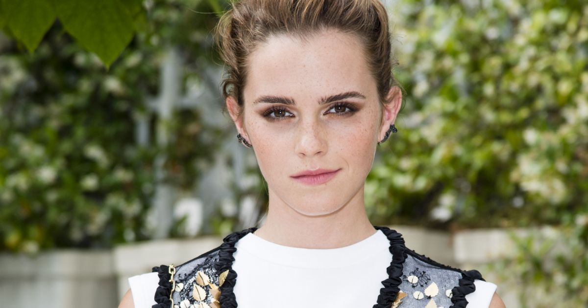 Photocall de Emma Watson à l'hôtel Le Bristol Paris le 22 juin 2017 ...