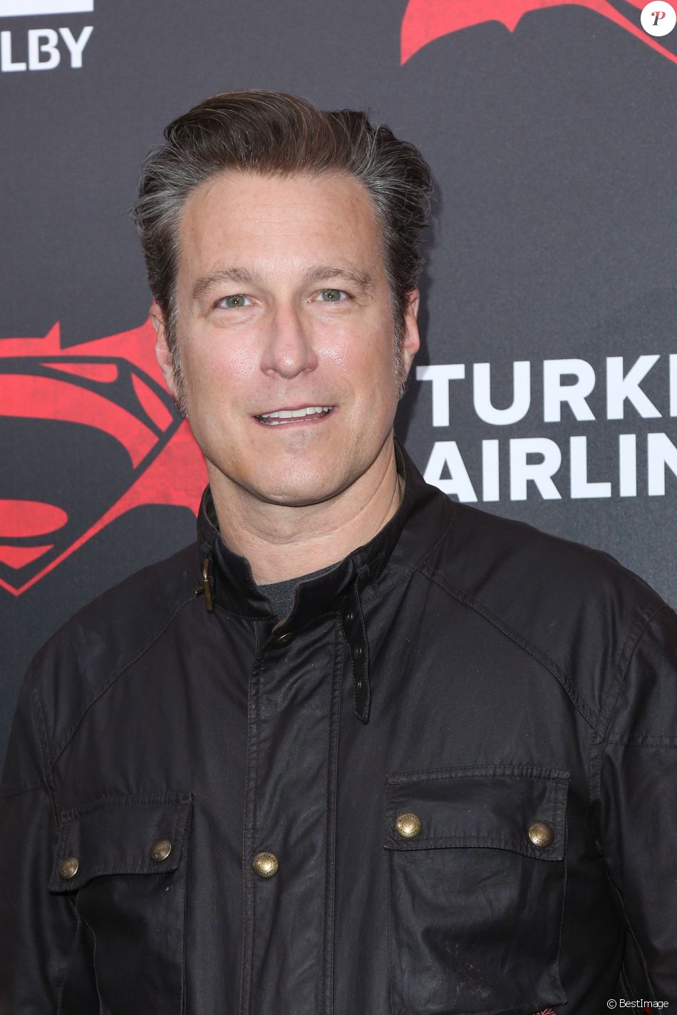 John Corbett à la première de 'Batman V Superman: Dawn Of Justice' au ...