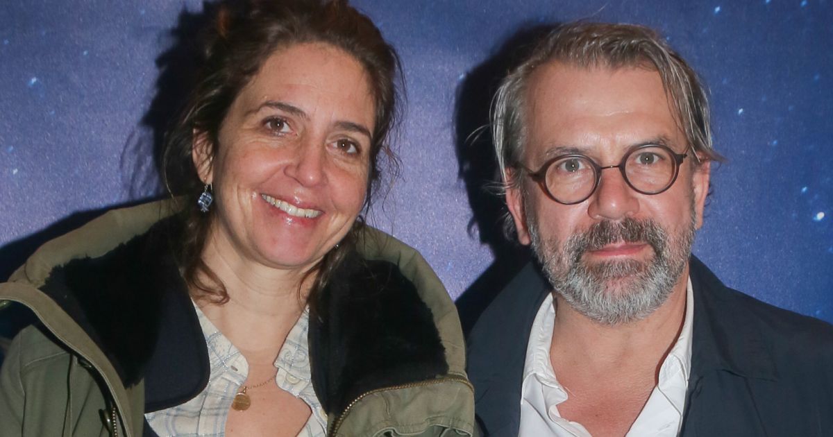 Philippe Torreton et sa femme Elsa Boublil au photocall du spectacle Bô ...
