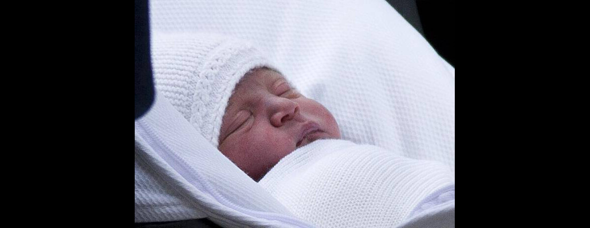 Photo : Le prince Louis de Cambridge le jour de sa naissance, le 23 ...