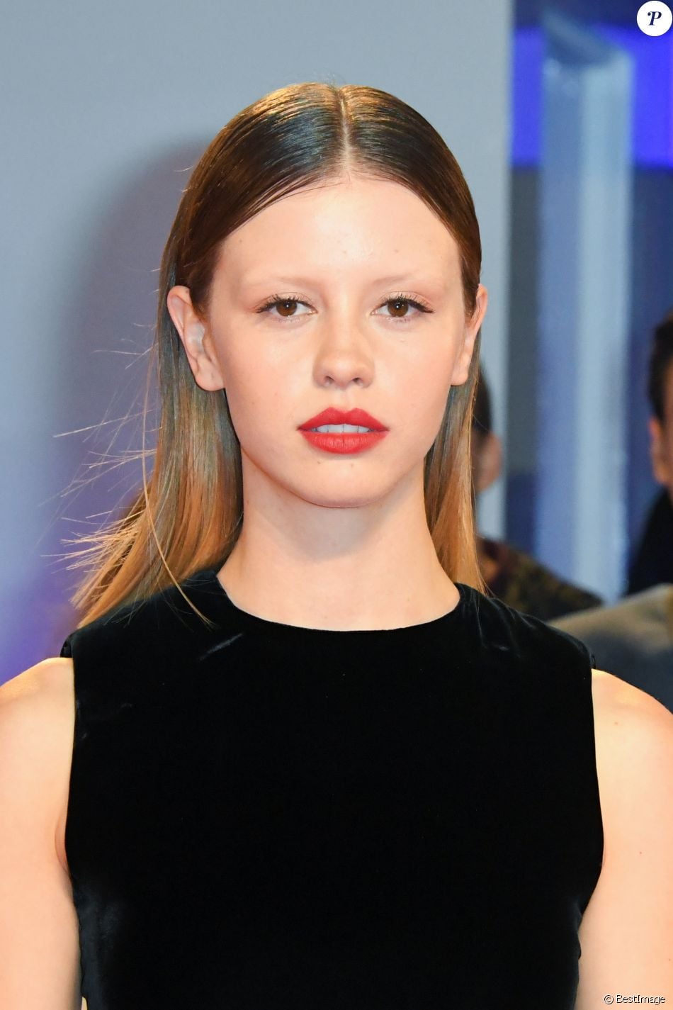 Mia Goth à La Première De High Life Au Toronto International Film