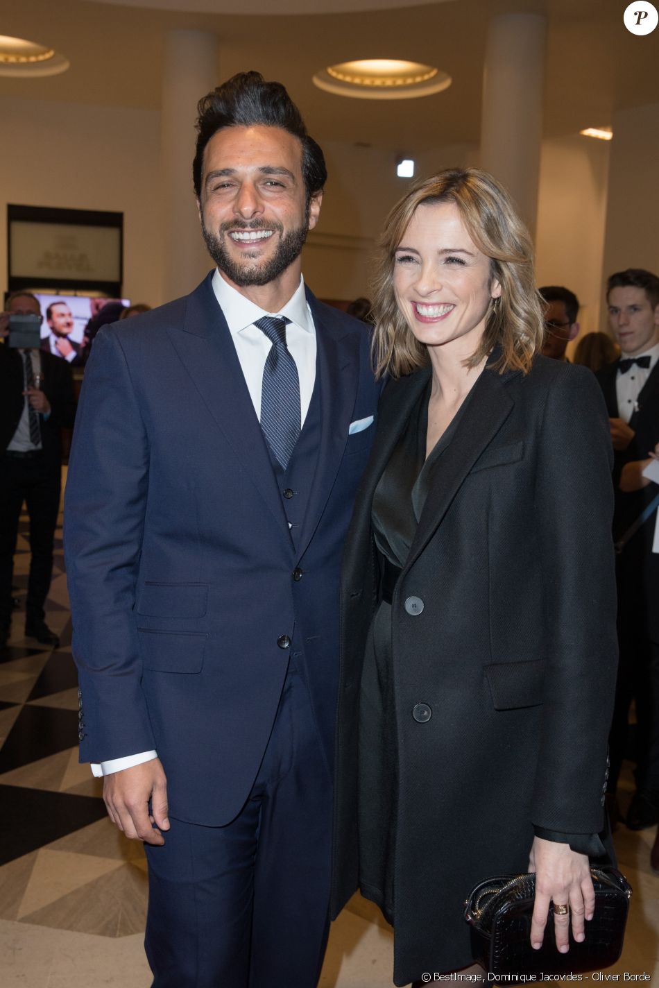 Maxim Nucci et sa compagne Isabelle Ithurburu (enceinte) - Arrivées ...
