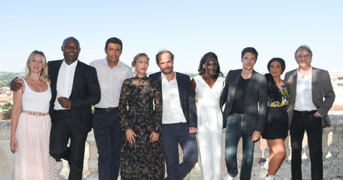La présidente du jury Karin Viard avec les membres du jury, Ludivine ...