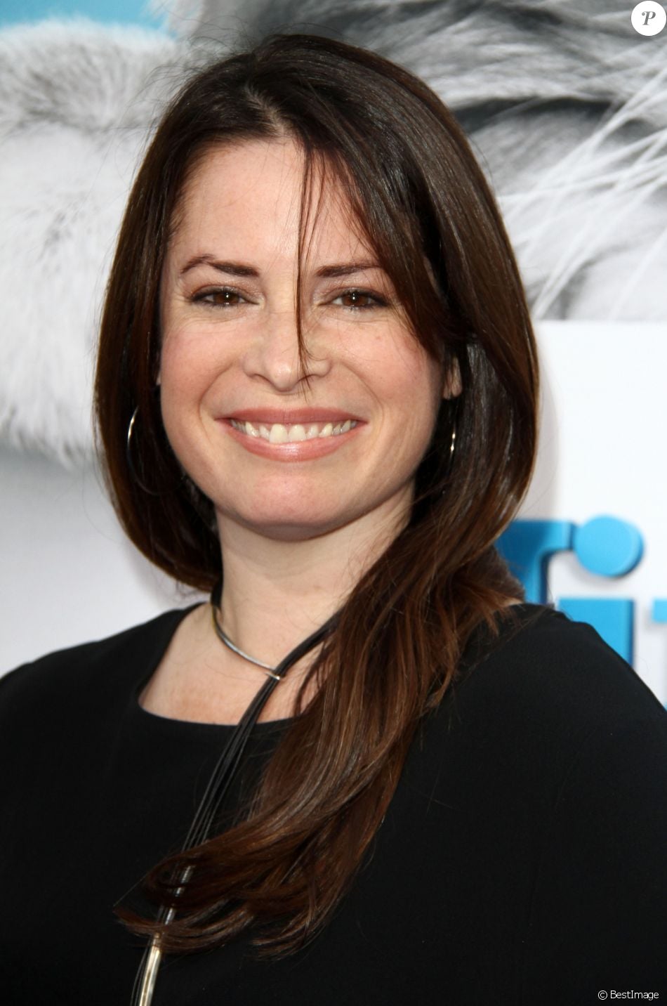 Holly Marie Combs lors de la première du film Nines Lives au théâtre ...