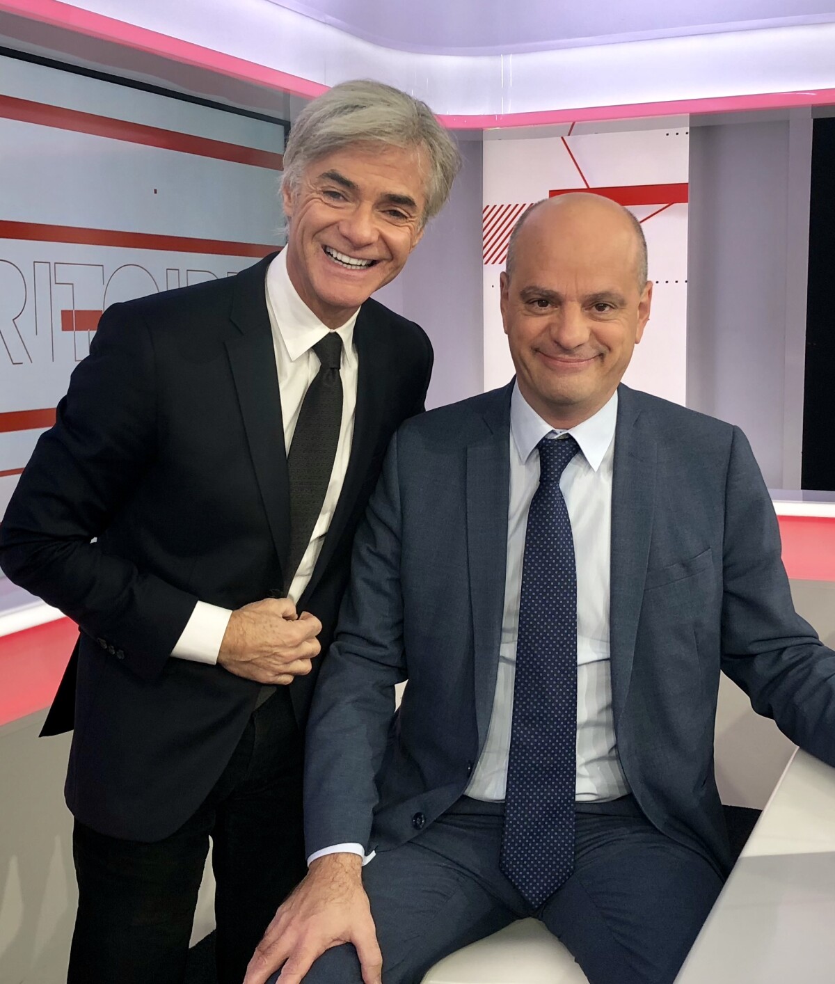 Photo : Cyril Viguier reçoit Jean-Michel Blanquer dans son émission ...