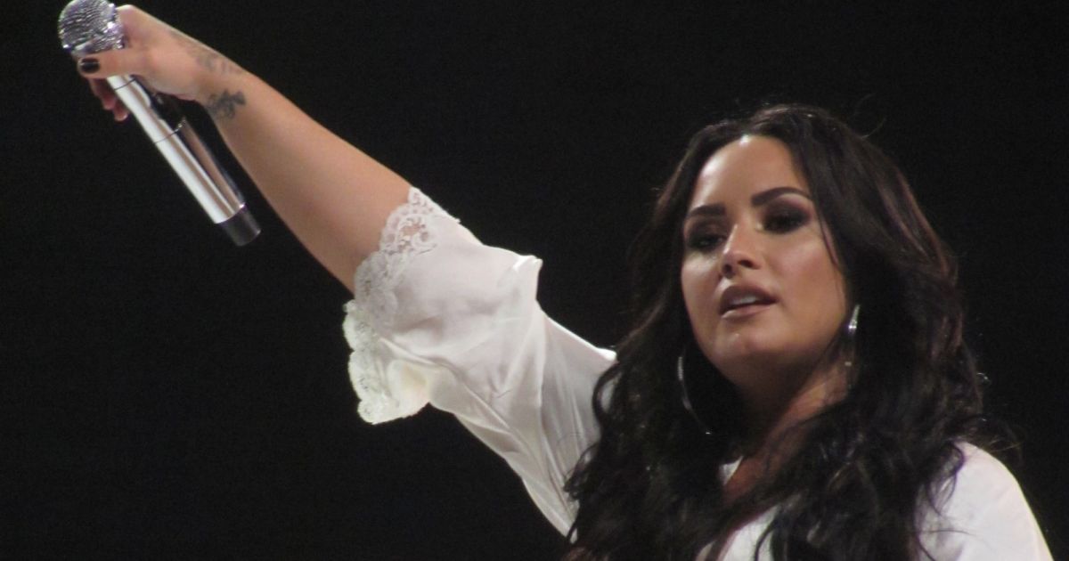 Demi Lovato en concert à l'O2 Arena à Londres. Le 25 juin 2018 - Purepeople