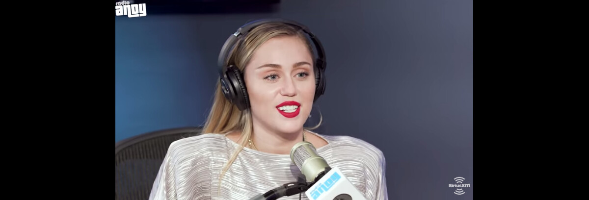 Vidéo : Miley Cyrus dans l'émission de radio d'Andy Cohen le 10 ...