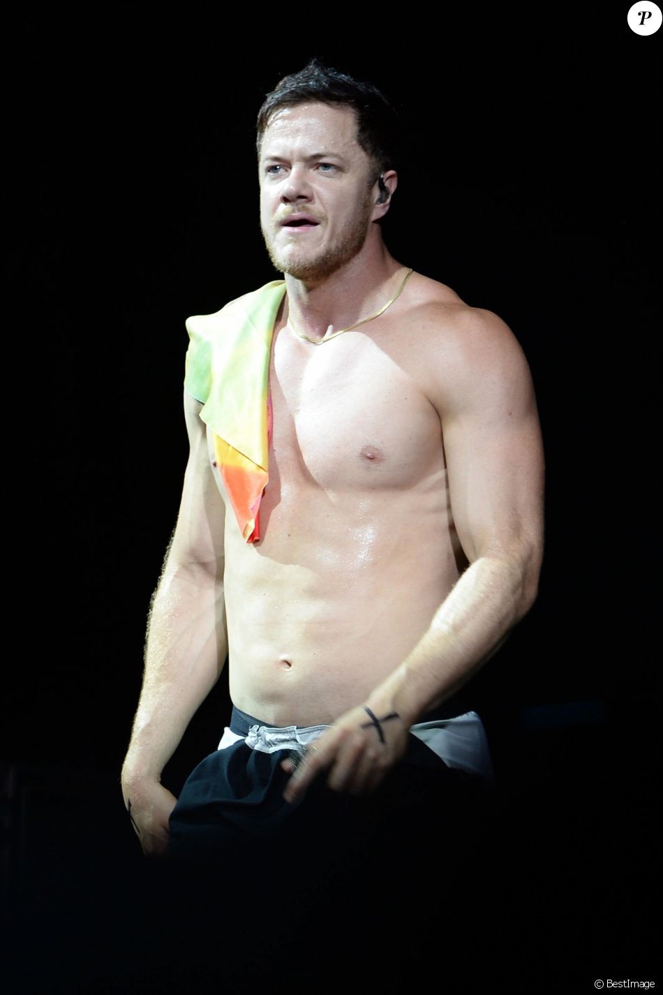 Dan Reynolds - Le groupe de rock Imagine Dragons en concert au Coral ...