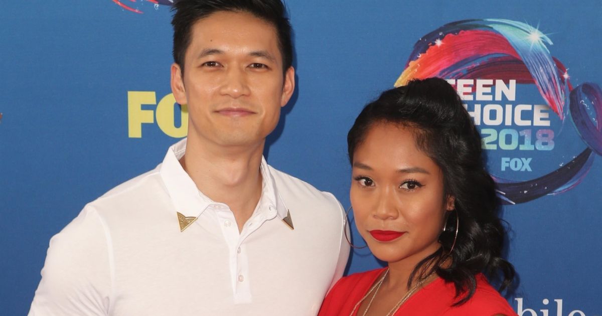 Harry Shum Jr., Shelby Rabara à la soirée FOX's Teen Choice Awards 2018 ...
