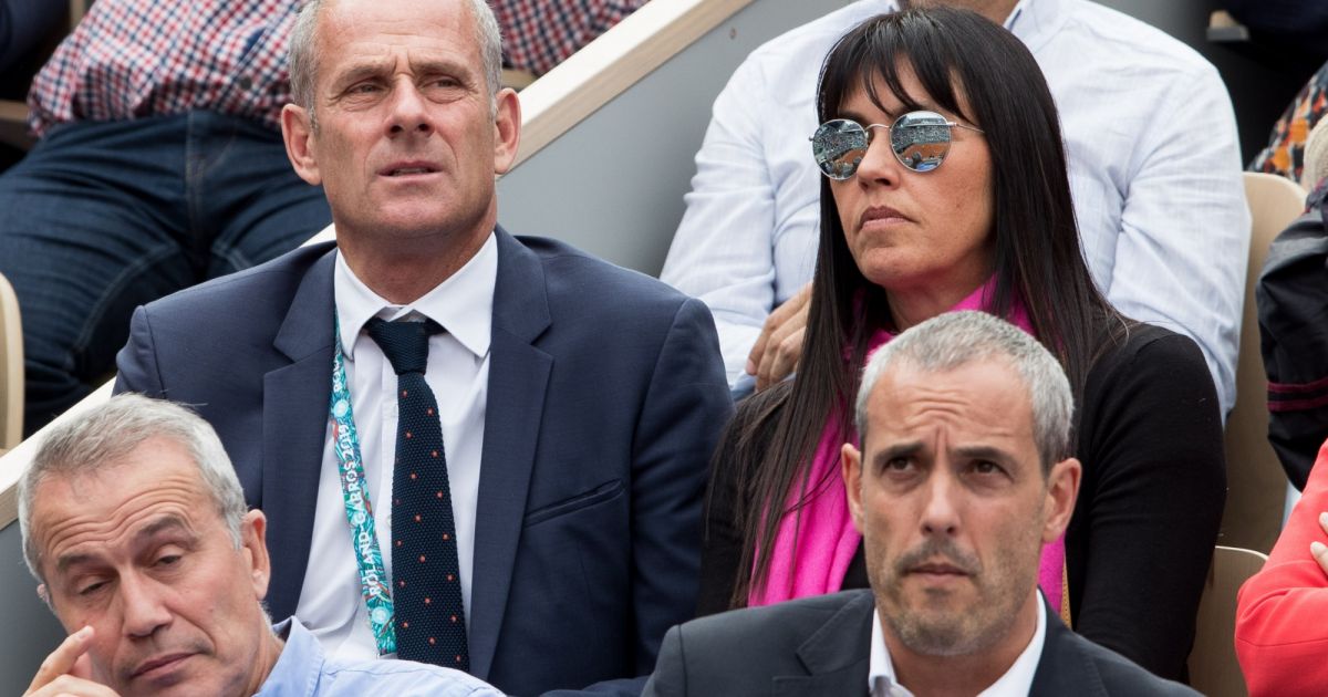Guy Forget dans les tribunes de Roland-Garros à Paris, le 29 mai 2019 ...