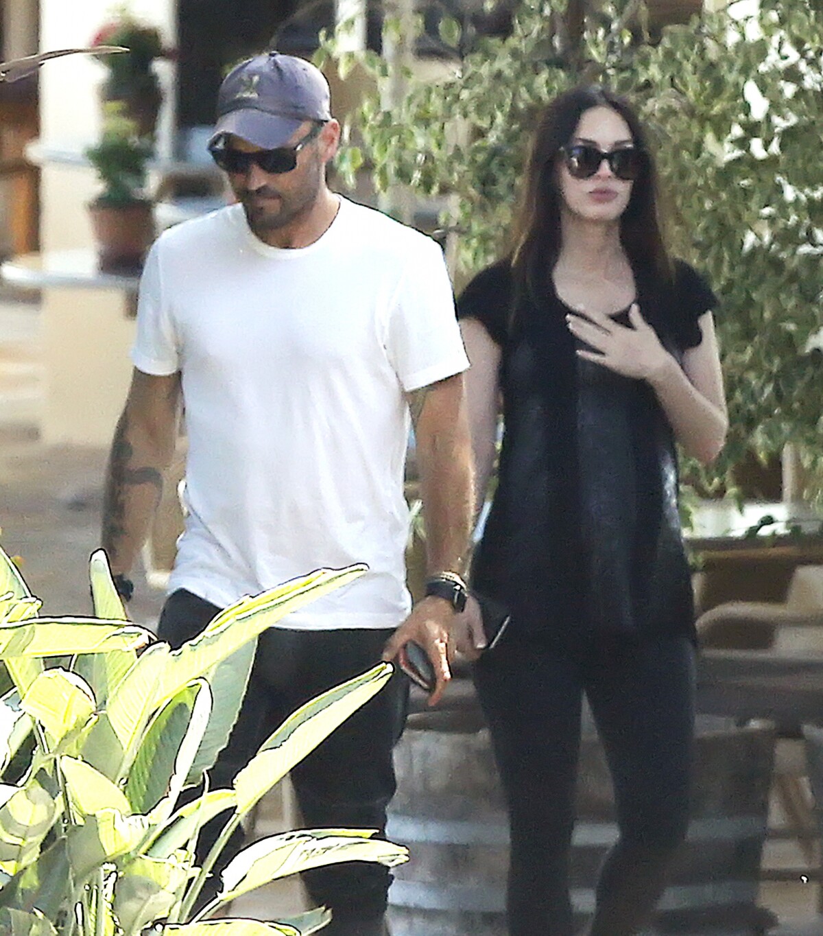 Photo : Exclusif - Megan Fox enceinte et son mari Brian Austin Green à ...
