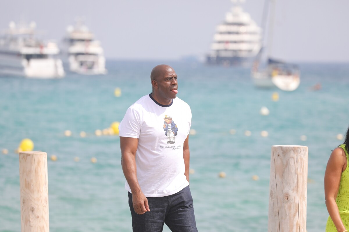 Photo : Magic Johnson et LL Cool J arrivent au club 55 à Saint-Tropez ...