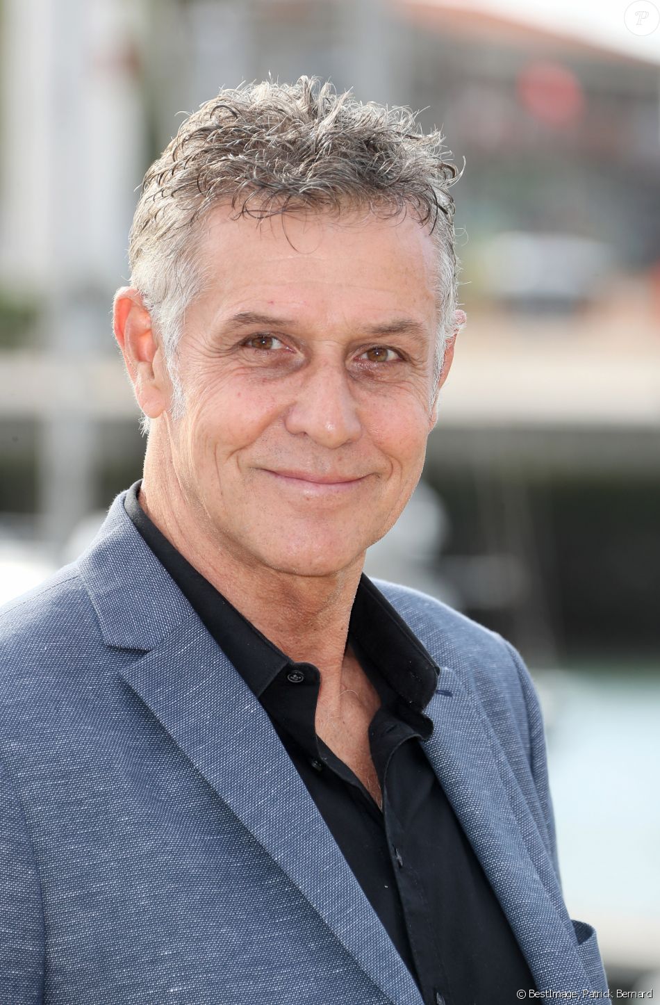 Pierre Deny - Photocall de la série Demain nous appartient lors de la ...